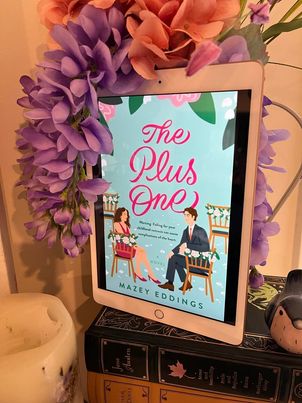 Book Review: The Plus One by Mazey Eddings – The Novel Llama