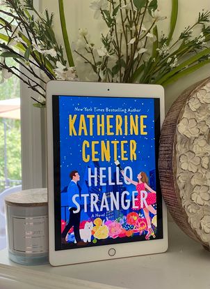 Book Review: Hello Stranger by Katherine Center – The Novel Llama